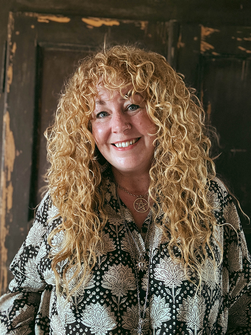 Home - Emma Griffin Witch